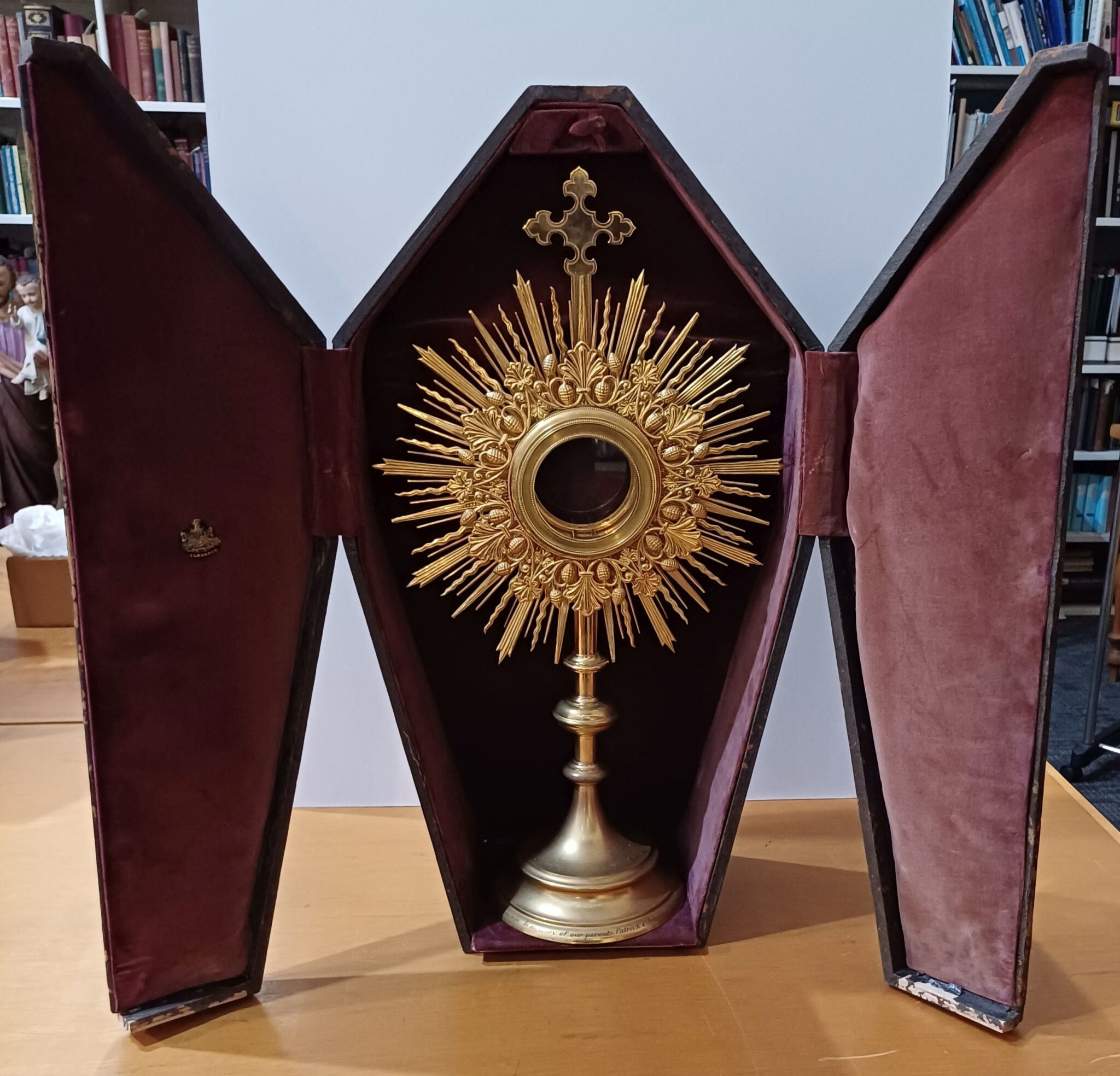 Monstrance – an amazing collection of designs and sizes…. - Catholic ...